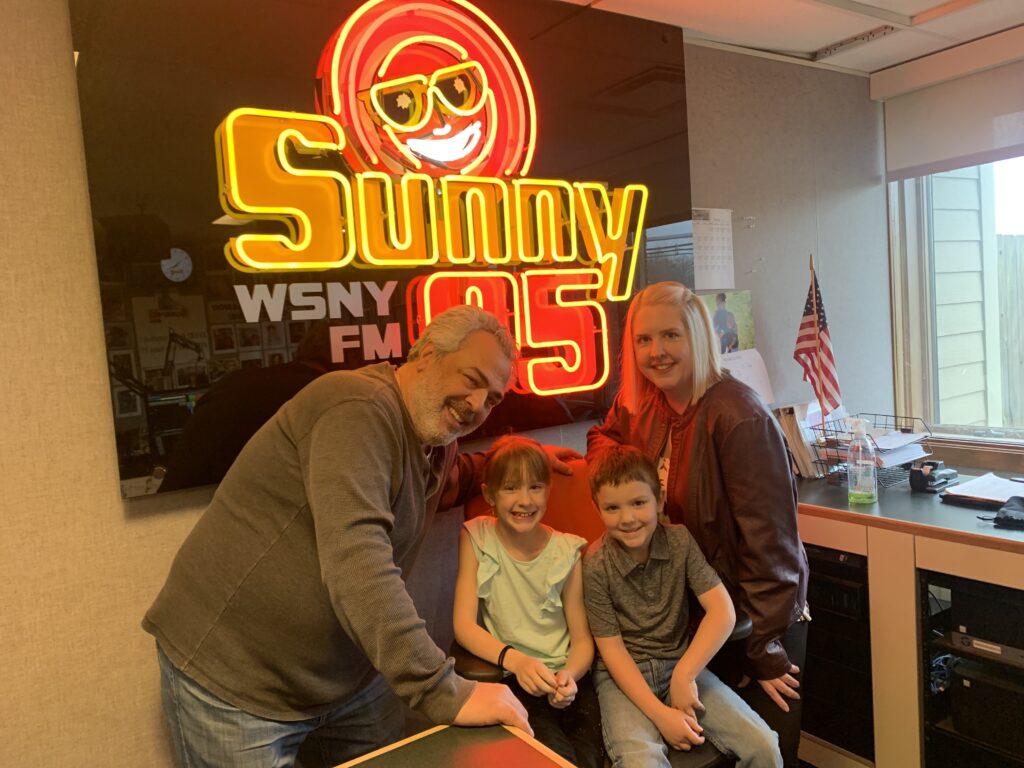 Kaylin and Gavin Hammond - Sunny 95